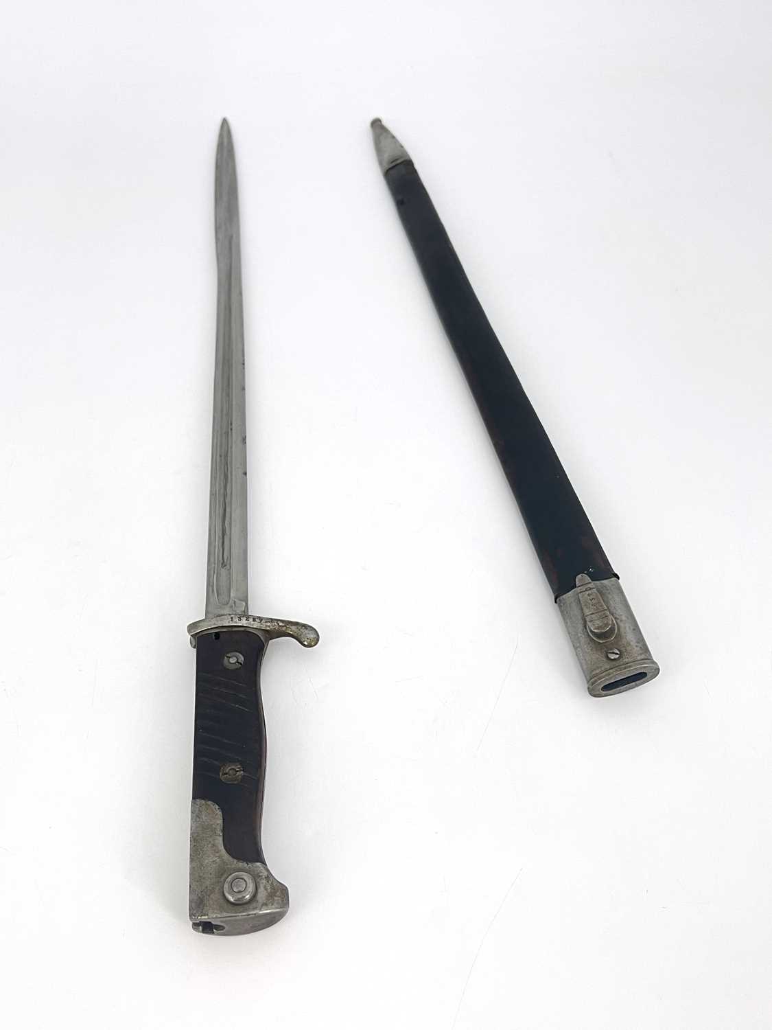 Lot 276 - A First World War German M1898 Mauser sword