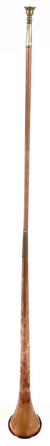 Lot 203 - A 20th century copper coaching horn, 125cm