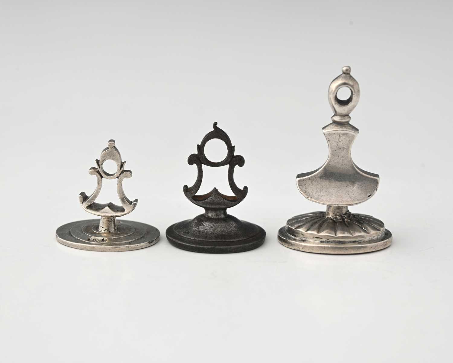 Lot 291 - A George III silver fob seal, London circa