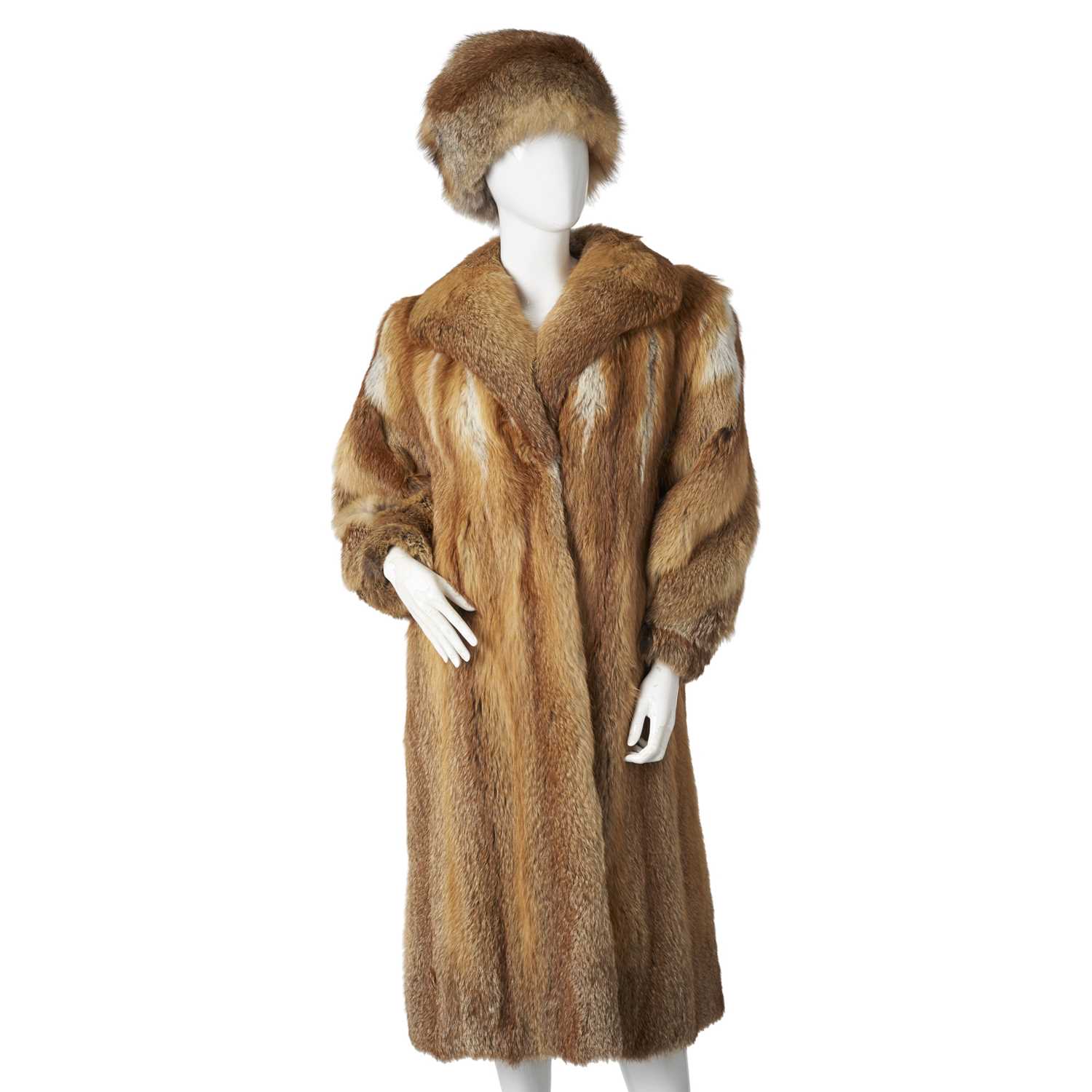 Lot 509 - A red fox fur coat and hat.