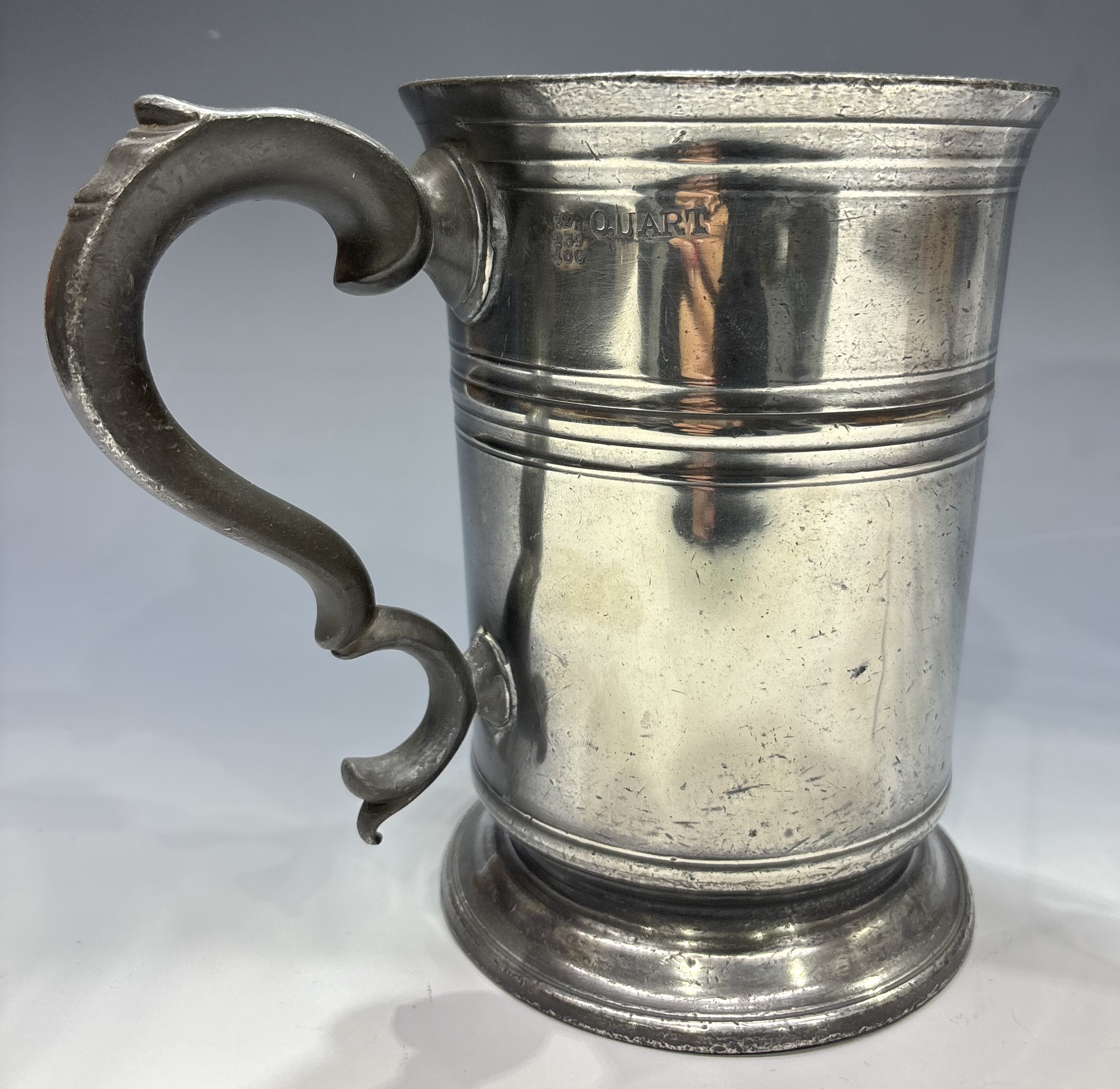 Lot 367 - A George I style pewter mug, Watts & Harton,